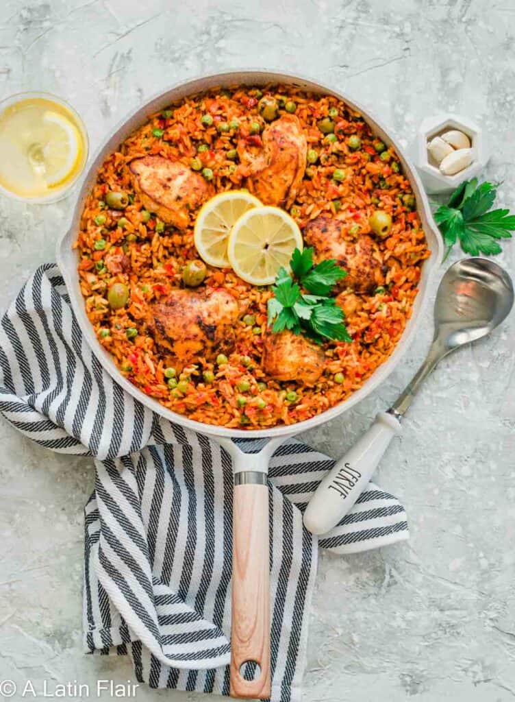 Arroz con Pollo (Latin One Pot Chicken and Yellow Rice) Under 1 hour ...